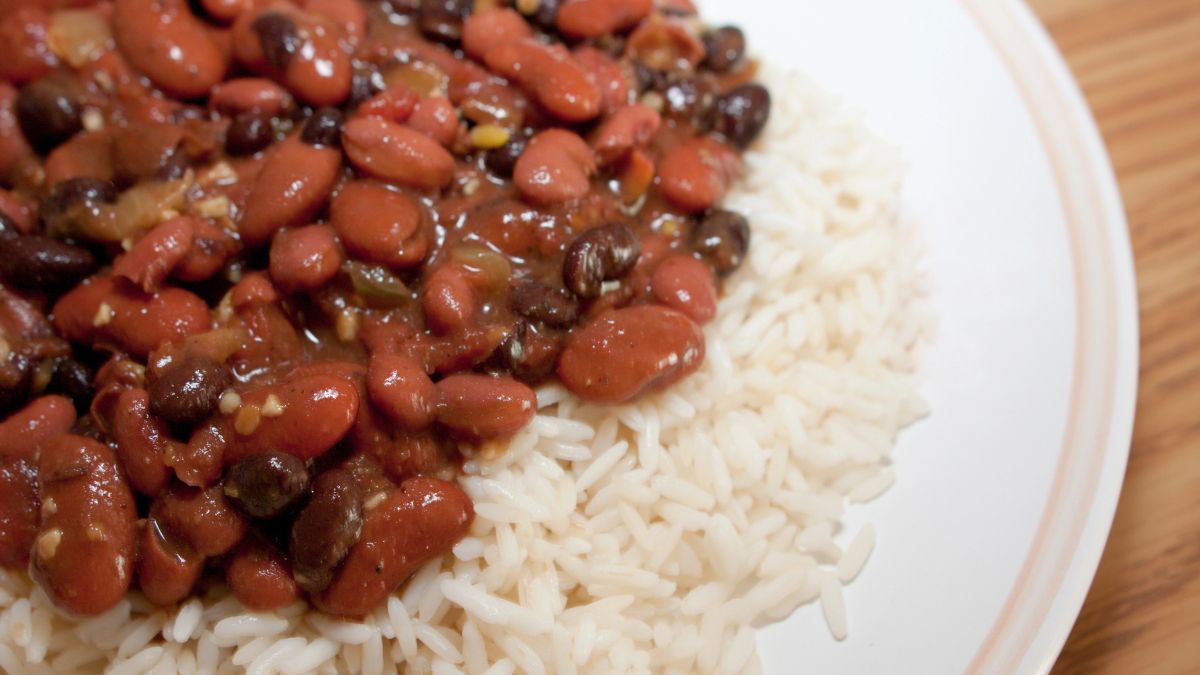 15 Dishes That Started as Prison Food and Became Famous - Blues Best Life